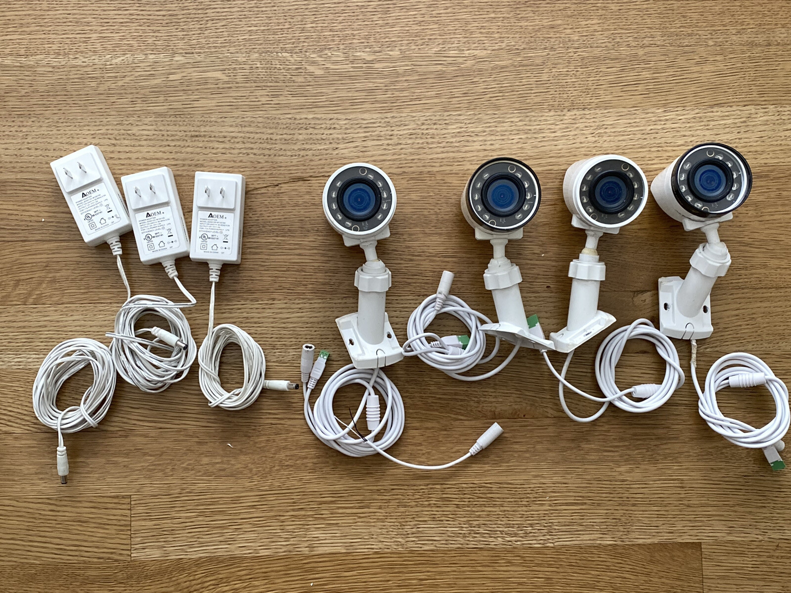 Alarm.com ADC-V722W 1080P Indoor and Outdoor WiFi Video Camera (4 ...