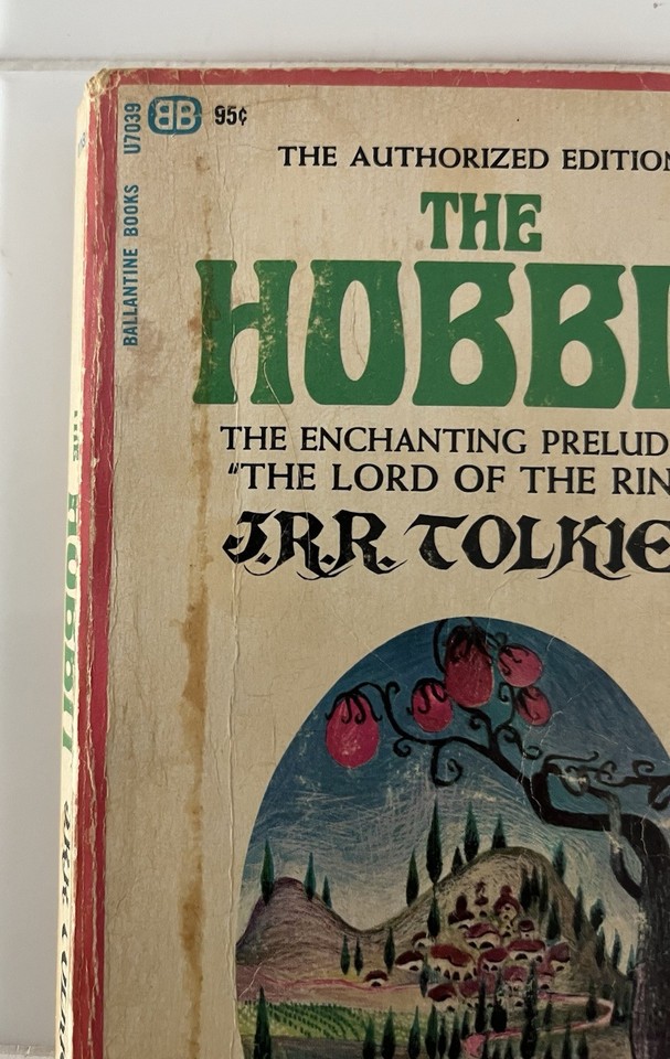 The Hobbit J.R.R Tolkien Rare Lion Cover First Printing 1965 Ballantine ...