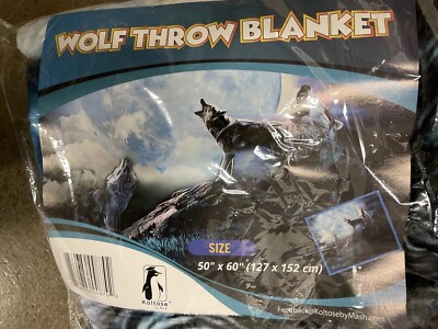 NWT huge Howling Wolf fleece throw blanket 50” x 60” Super Soft And ...
