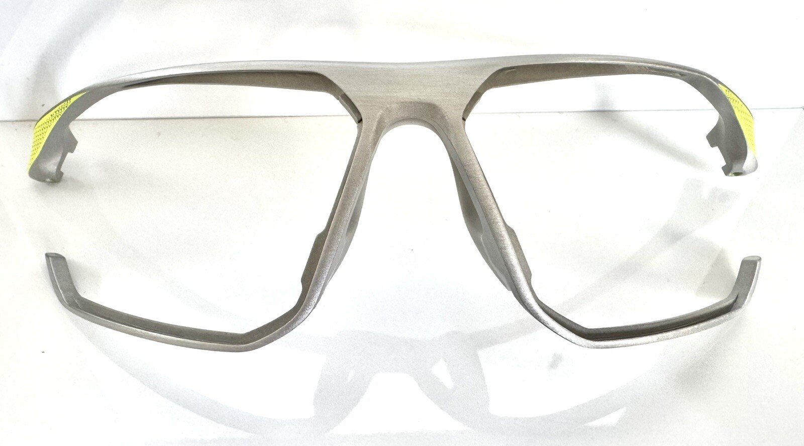 Nike Stratus M DC3407 011 Sunglasses Silver Front Frame/Nose Pad ...