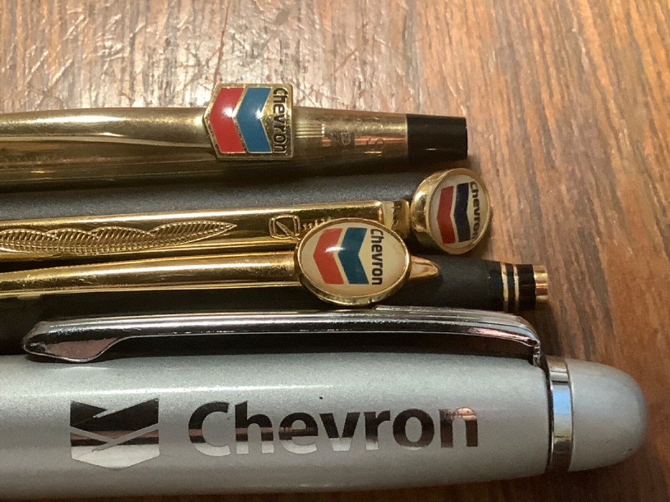 4 Chevron - (2) Pens, (2) Pencils incl. a Cross 10kt Pencil | eBay