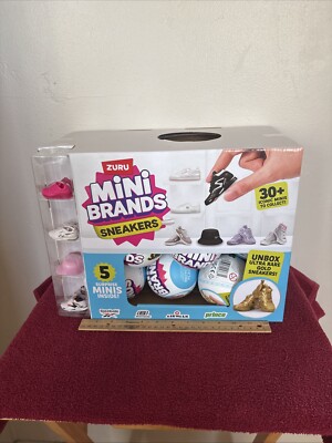 Mini Brands Sneakers Lot Of 15 Balls + Display Case Unbox 5 Surprises ...