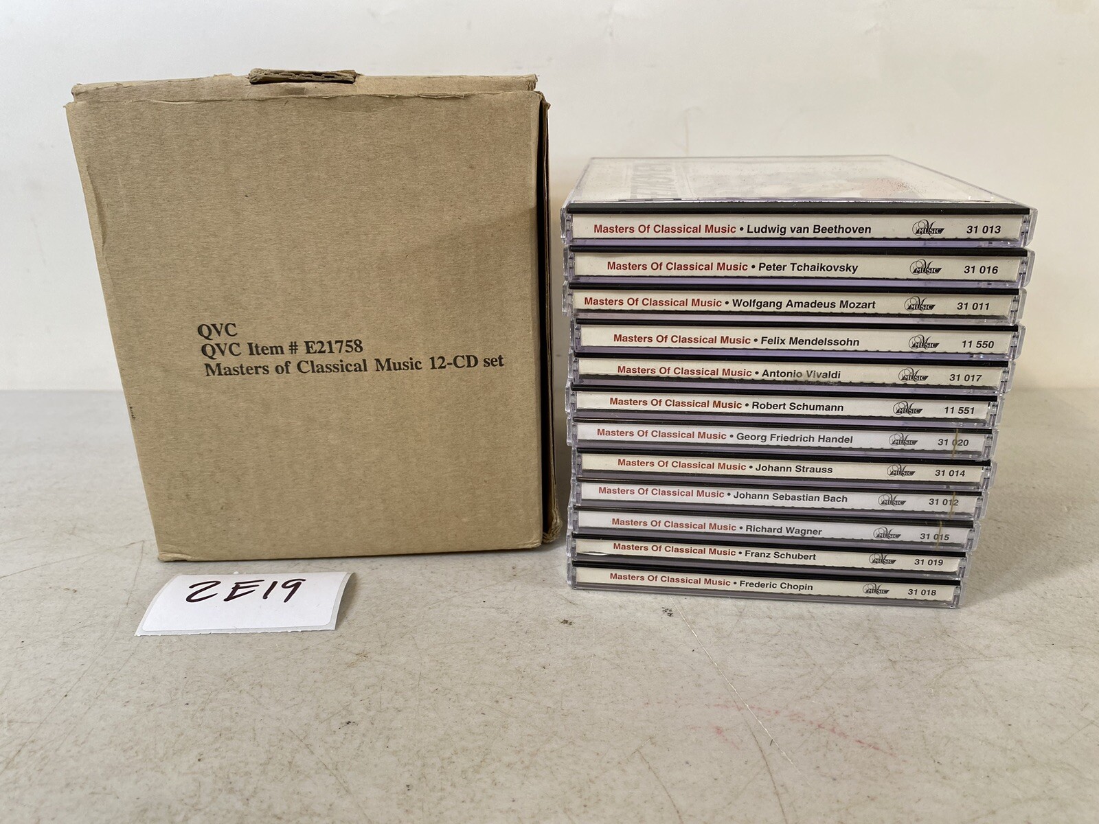 Masters Of Classical Music 12 CD Set Beethoven, Mozart, Schumann, Etc ...