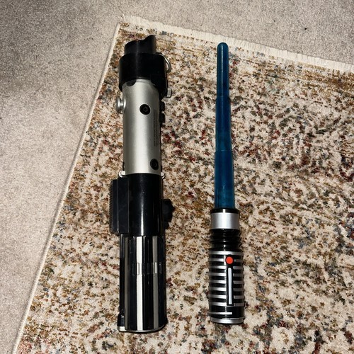 2006 Hasbro Star Wars Lightsaber Spring Loaded Darth Vader Works! With ...