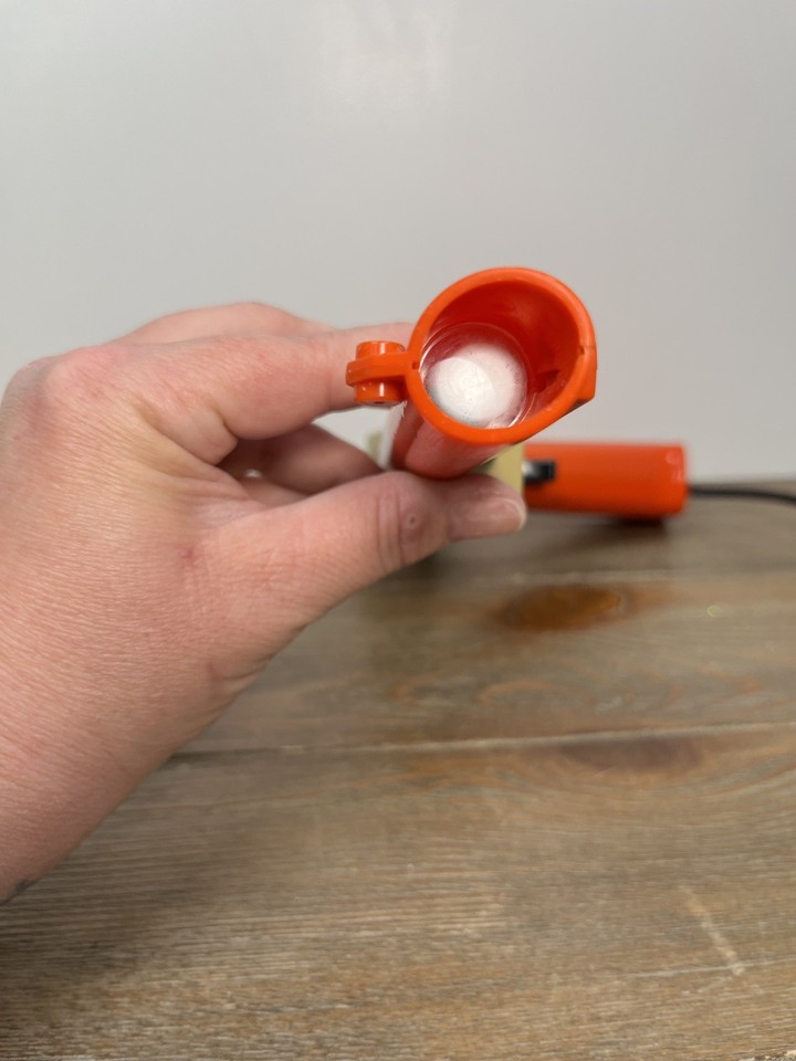 Nintendo 1985 NES Light Gun Zapper Orange NES-005 Duck Hunt Gun ...