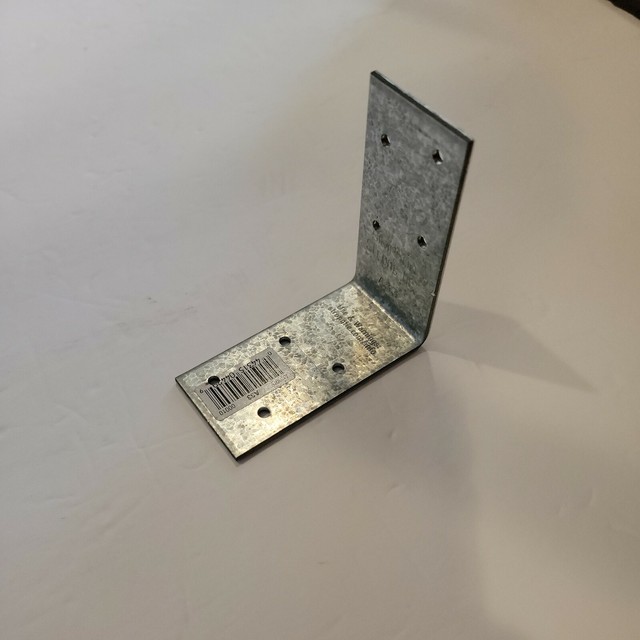 Simpson Strong-tie A33 Galvanized Steel 90-degree Angle 12 Gauge for ...
