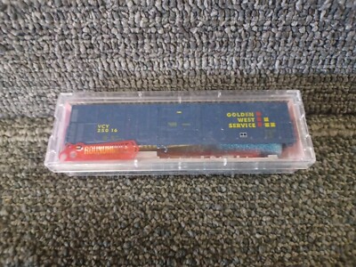 N Scale #8438 Golden West Service Box Car By Roundhouse With Case | eBay