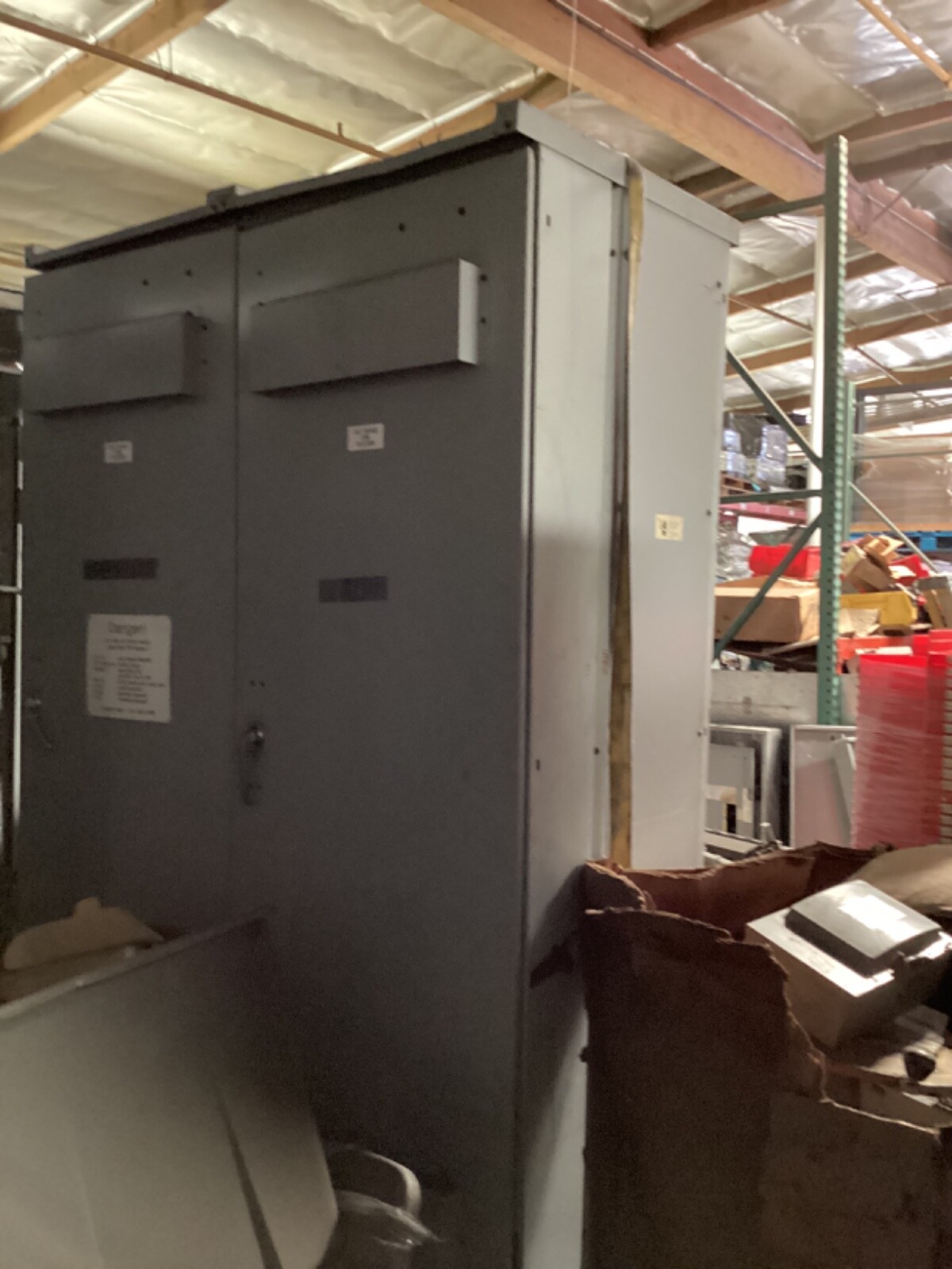 Siemens 800A 120/240volts 3 PHASE with 800 amp main & distribution NEMA ...