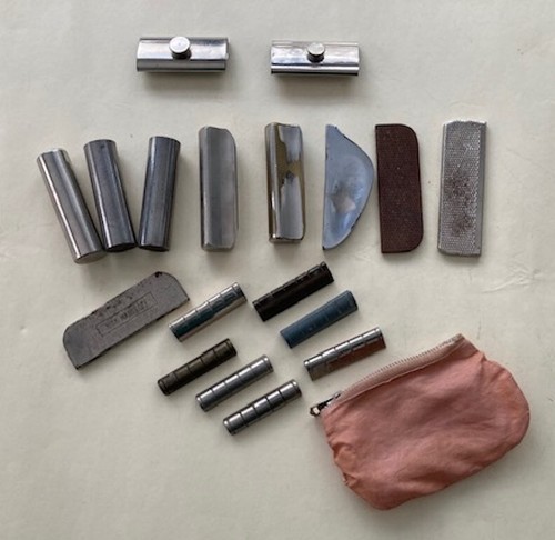 8 vintage resonator guitar slide bars, 6 vintage nut risers, 2 mutes ...