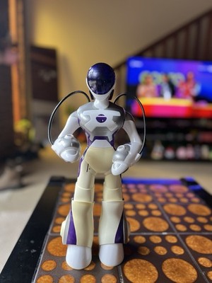 WOWWEE Femisapien Female Robot FULL SIZE 15” Model Programmable AI *NO ...