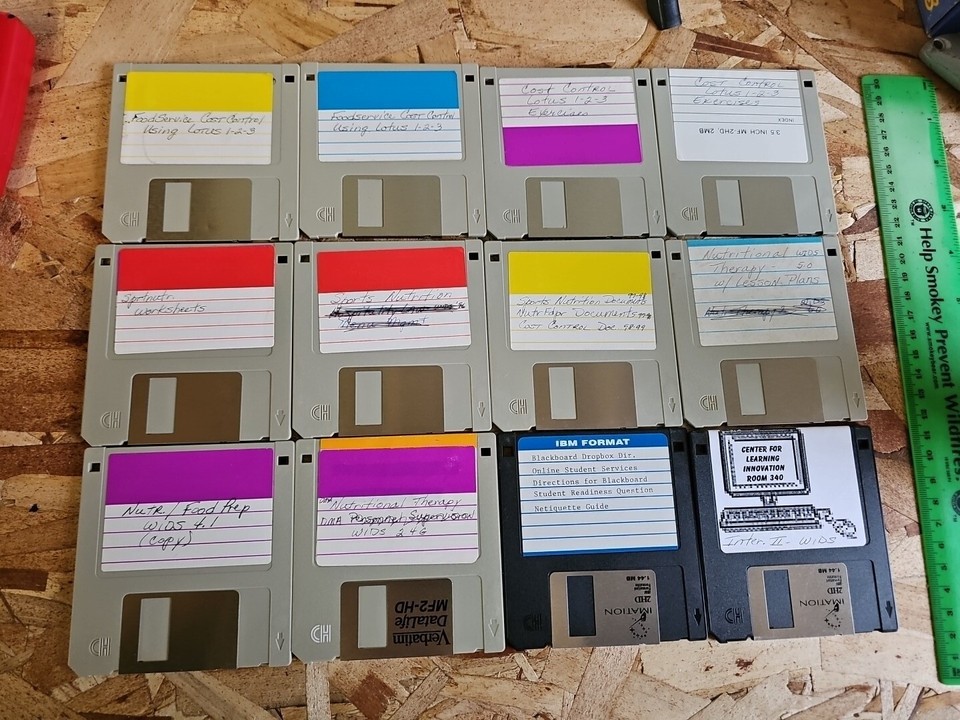 3.5" Floppy Disks Diskettes 24 Pack Used Windows Apple II 511111288176 ...