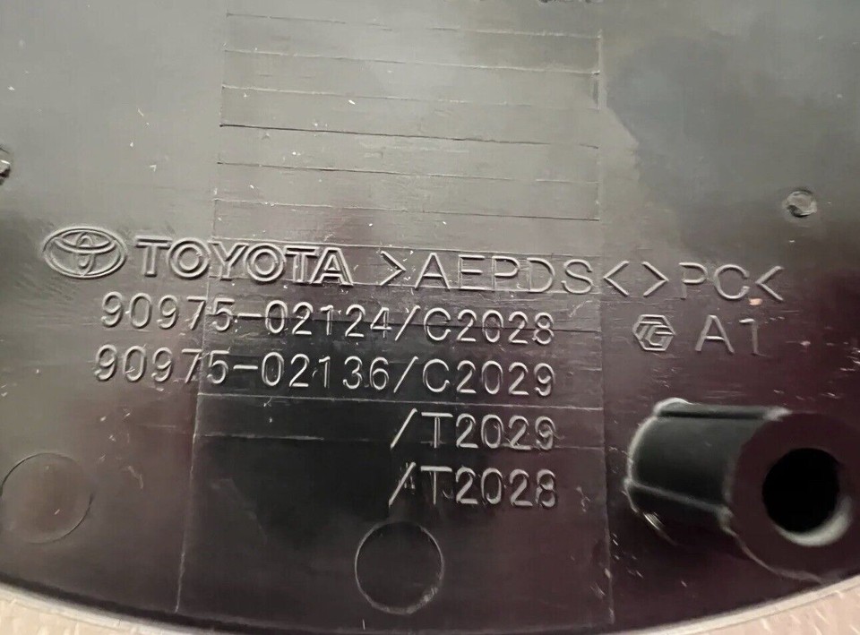 2019 2020 2021 2022 Toyota Corolla front grille emblem 90975-02124 OEM ...