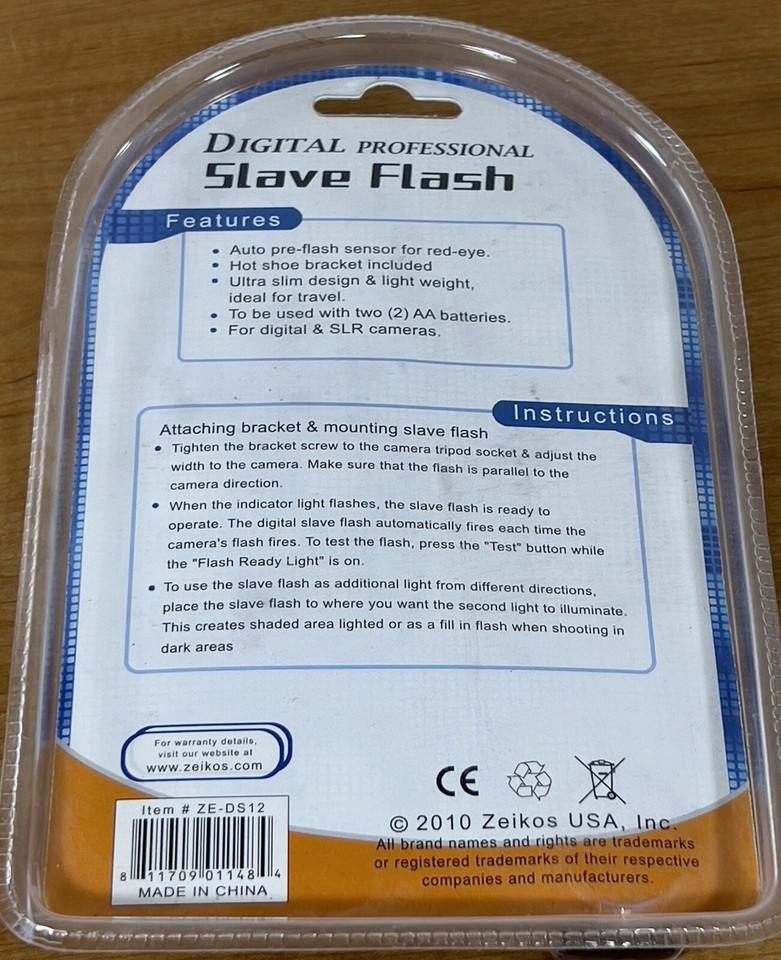 Zeikos Digital Slave Flash ZE-DS12 w/Bracket Works w/All Digital & SLR ...