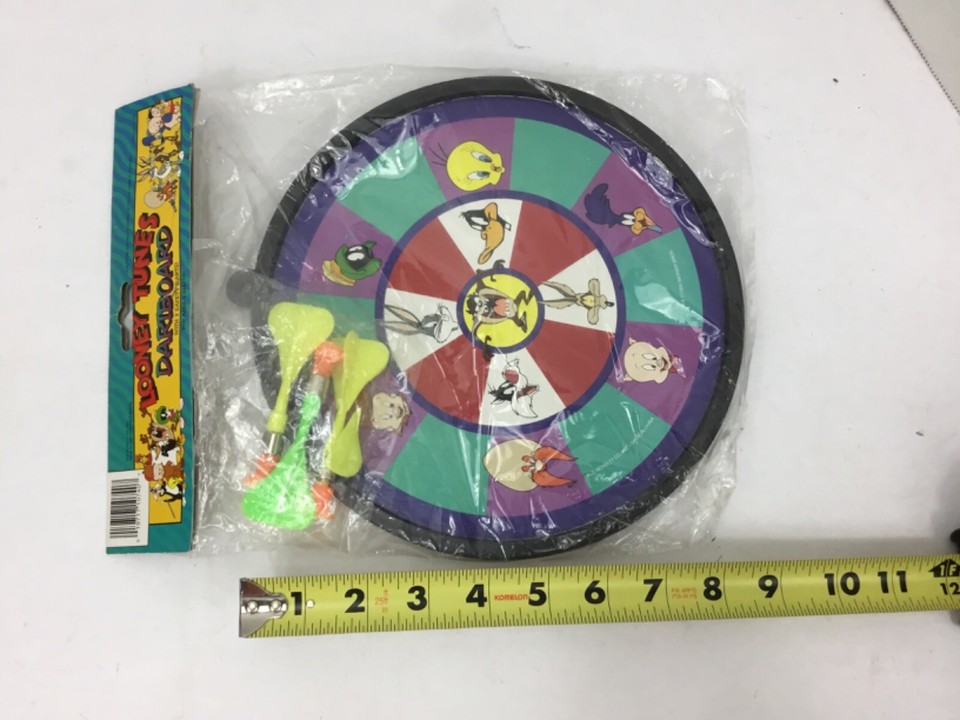 NIP LOONEY TUNES DARTBOARD 1994 Sylvester Tweety Road Runner Elmer Fudd ...