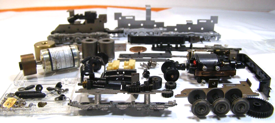 Unknown Brand Model RR HO Train Parts & Accessories with Three Motors ...