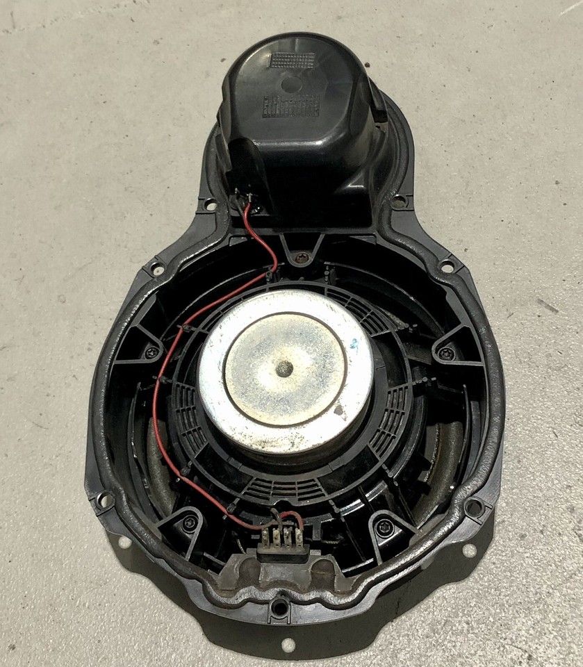 VW Passat B6 3C R36 Front Door Speaker Pod Blaupunkt 3C0035454A Woofer ...