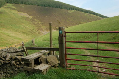 Photo 6x4 Gate and stile on Walkerburn path Innerleithen The Tweed ...