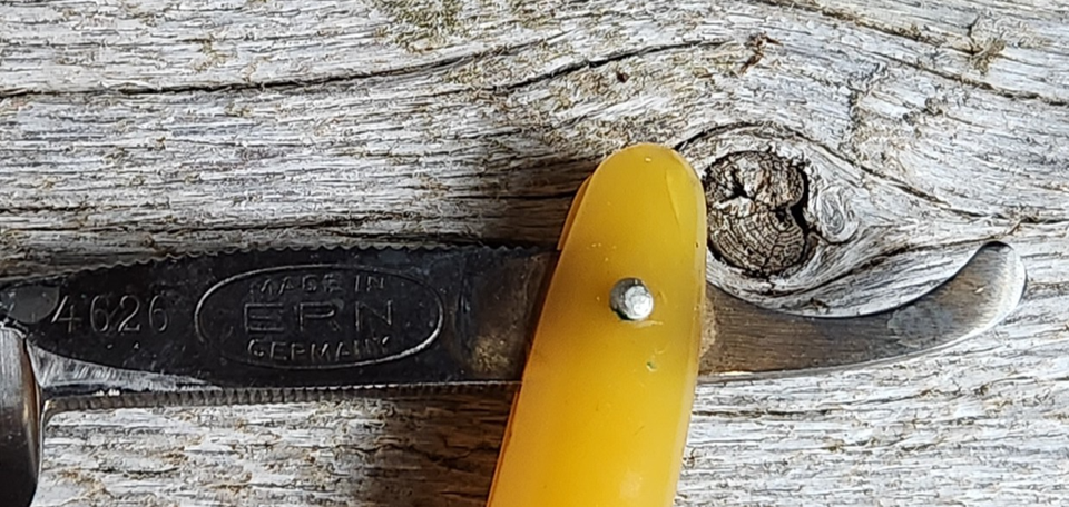 Rare Set of 6 Primus Solingen 4626 Straight Razors – Cordovan Shell ...