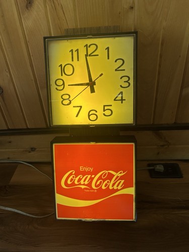 Vintage 1970s COCA-COLA Plastic & Metal Woodgrain Electric Wall Clock ...