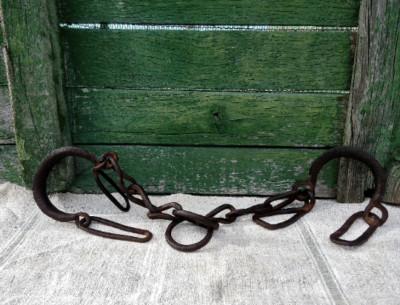 Old Antique Primitive Double Wrought Iron Shackles Chain - Antique ...