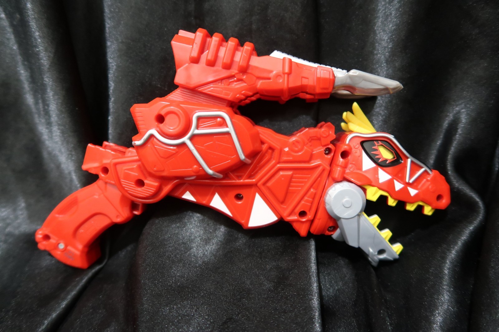 Power Rangers Deluxe Dino Charge Morpher Cosplay Red T-Rex Gun Works ...