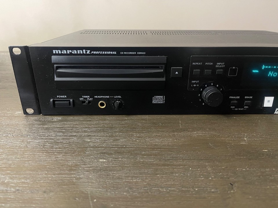 Marantz CDR633 Professional Rackmount Slot-Loading CD Player / Recorder ...