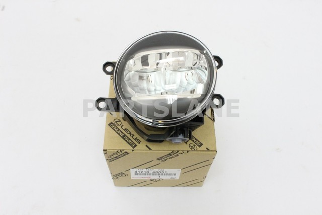 8121048051 Genuine OEM Toyota Lexus RH Bumper LED Fog Light Lamp 81210 ...