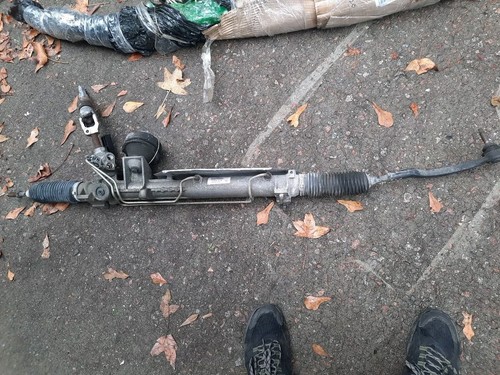 VOLVO S60 / S80 I / V70 II / C70 (1997-2010) 8684257 Steering Rack | eBay