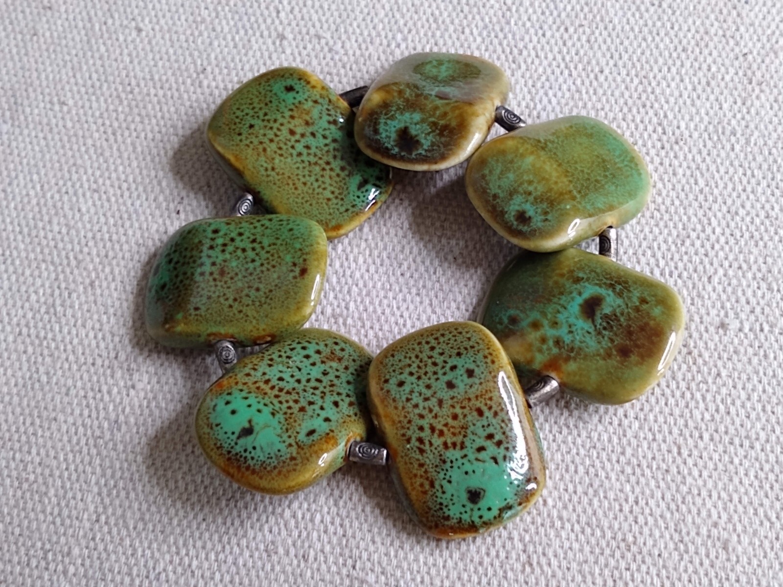 Vintage Ceramic Bead Stretch Bracelet - One Size - Gr… - Gem