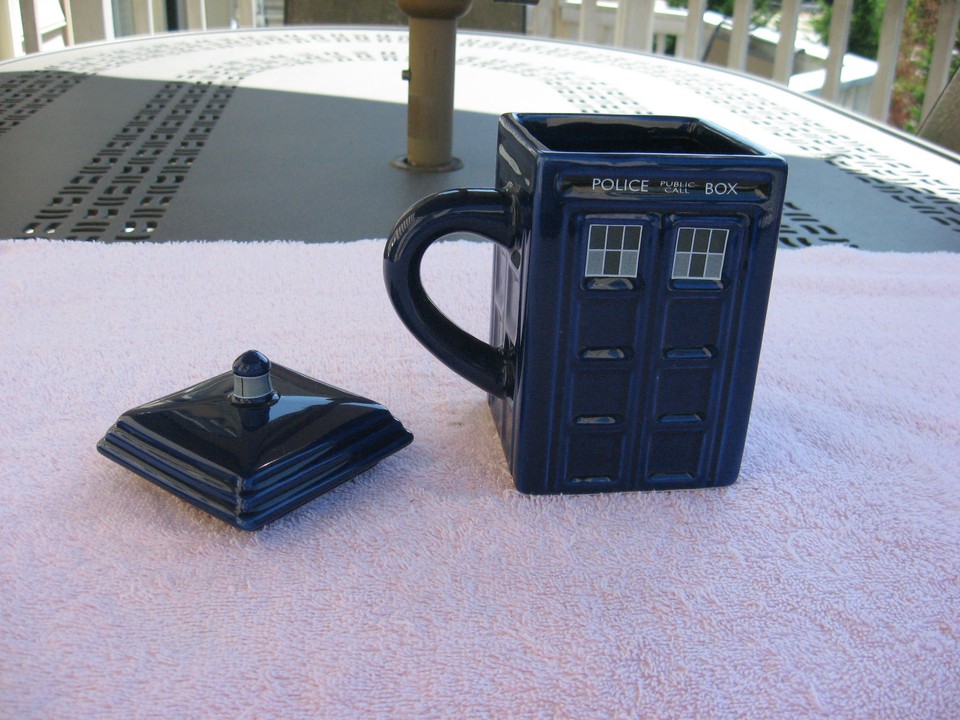 Dr. Who Tardis Ceramic Police Call Box Tea Cup Mug With Lid~ 2004~Zeon ...