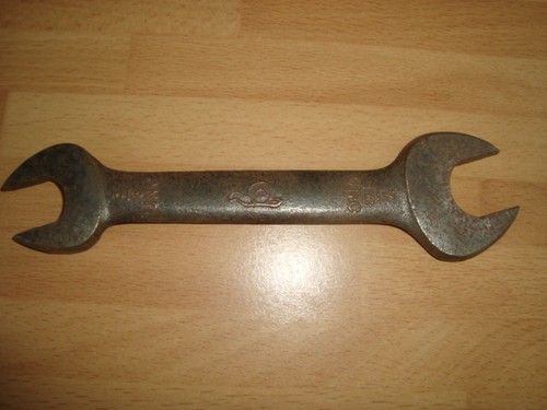 SNAIL BRAND SPANNER FOR THE COLCHESTER LATHE Co Ltd | eBay UK