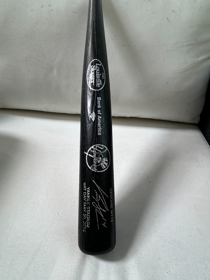 NY Yankees Louisville Slugger Yankee Stadium Bat Day 2012 Curtis ...