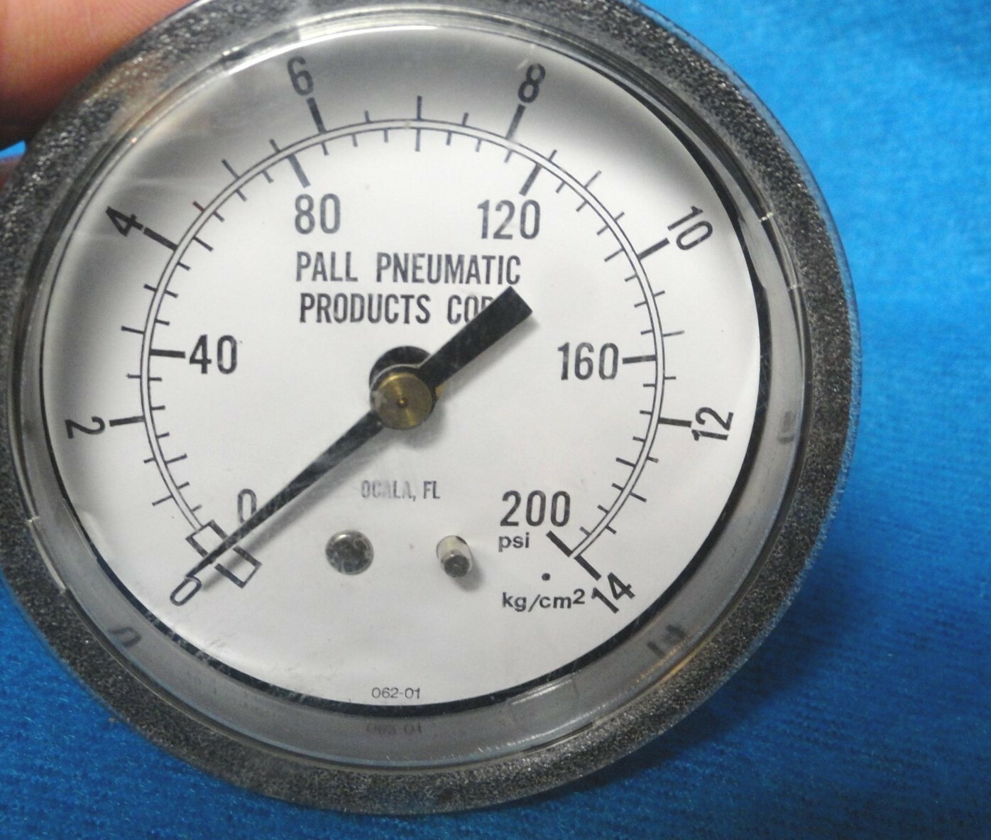 PALL PNEUMATIC PRODUCTS - PRESSURE GAUGE - PART NUMBER K7763 - 0-200 ...