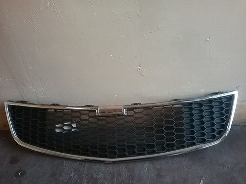 2011-2014 Chevy Cruze Front Bumper Middle And Lower Grille GM1200624 | eBay