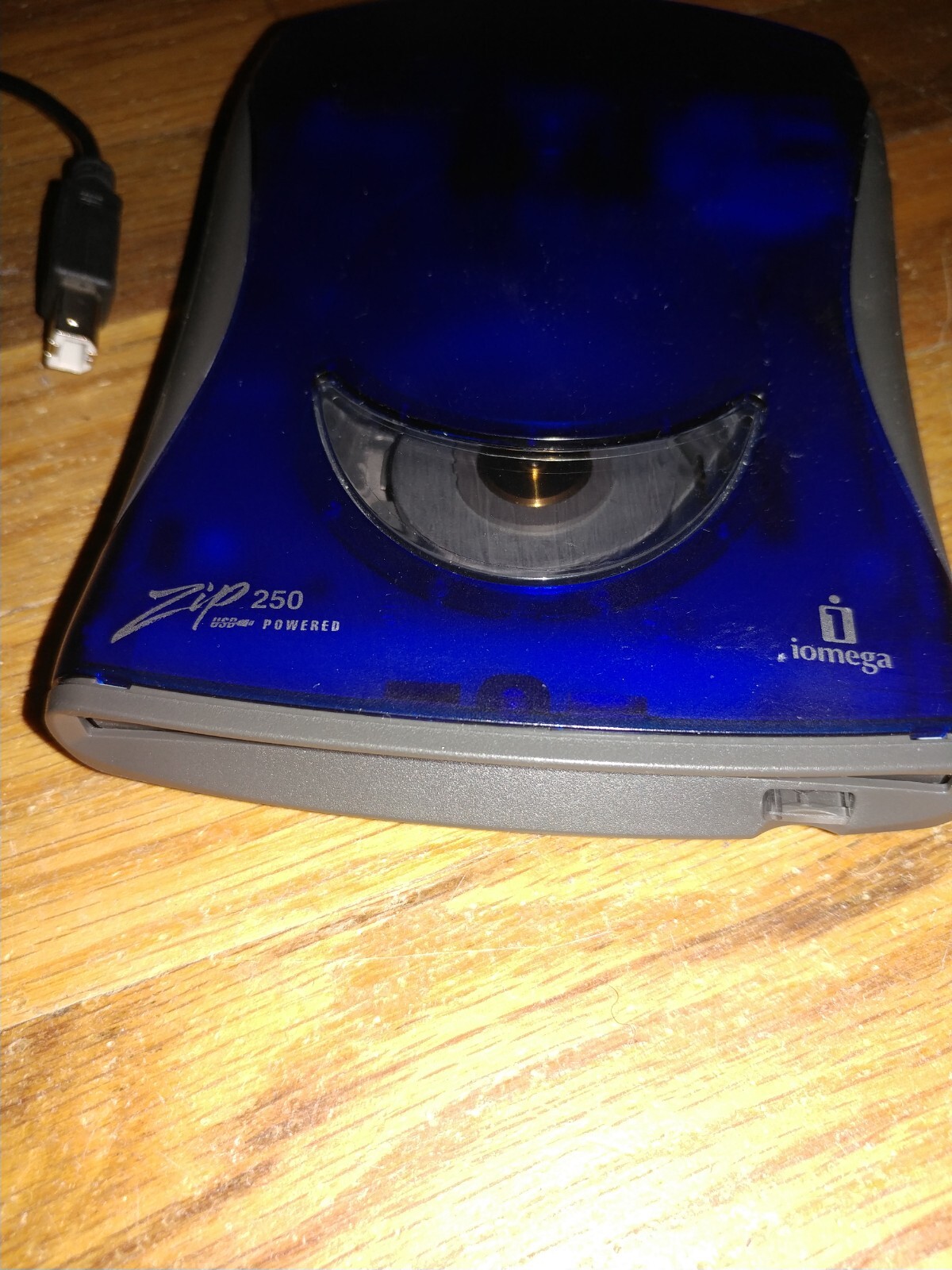 Tested Iomega Zip 250 USB Powered External Drive Z250USBPCMBP w/ USB ...