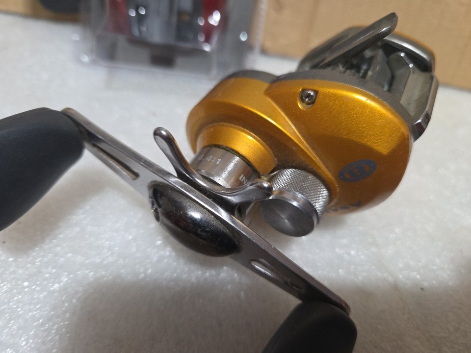 Lot Of 4 Pflueger Baitcasting Asaro Templar Fishing Reels 6 7 8 ...