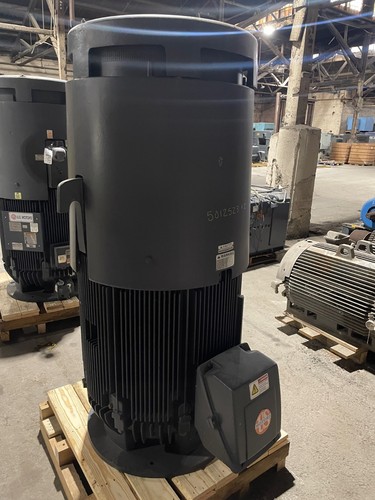 300 HP US Vertical AC Electric Motor 1800 RPM Fr 5807P TEFCBB-VSS 460 V ...