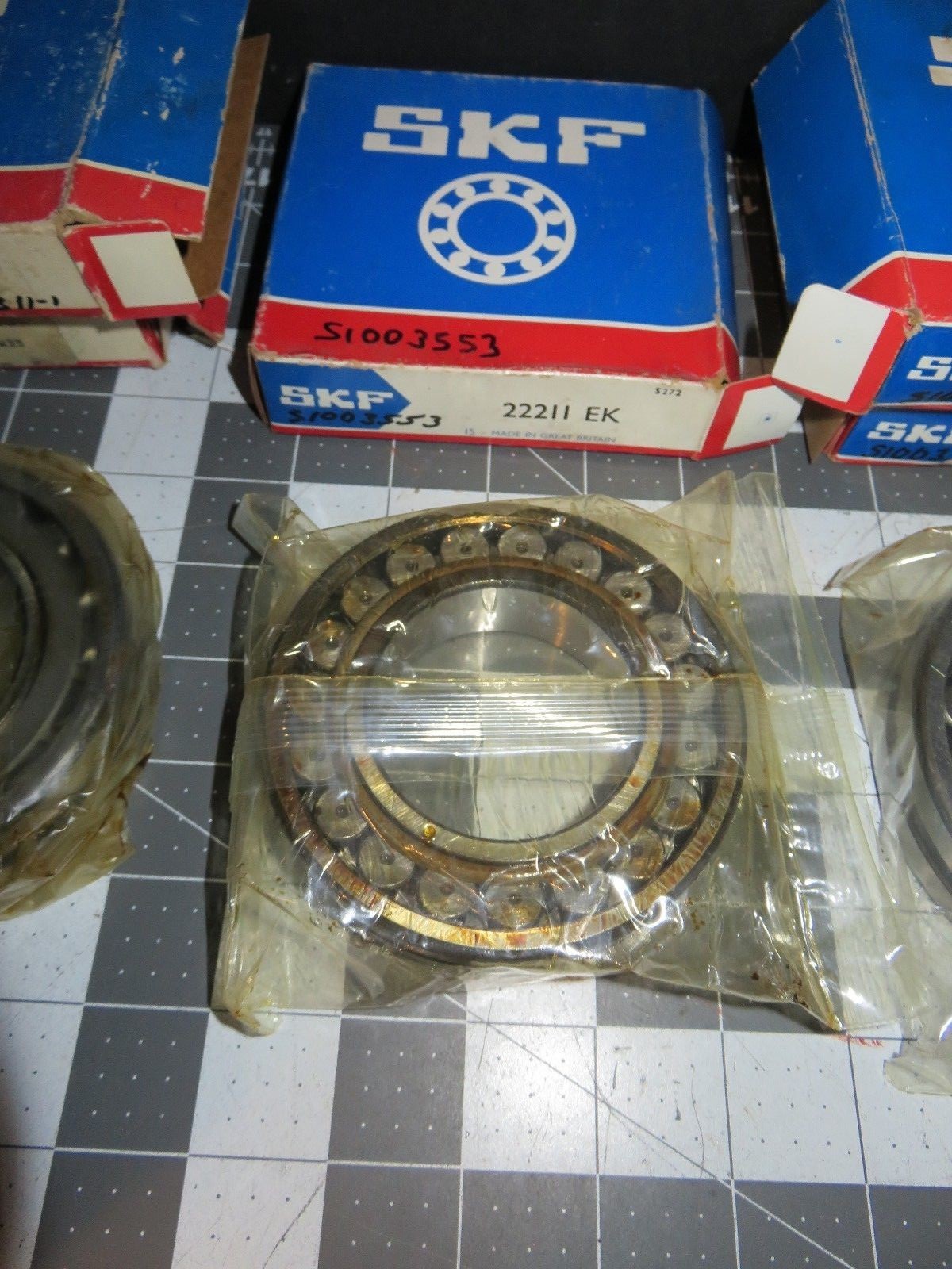 22211 Spherical Roller Bearing SKF / FAG CCKJ/W33, CCK/W33, EK, EK/C3 ...