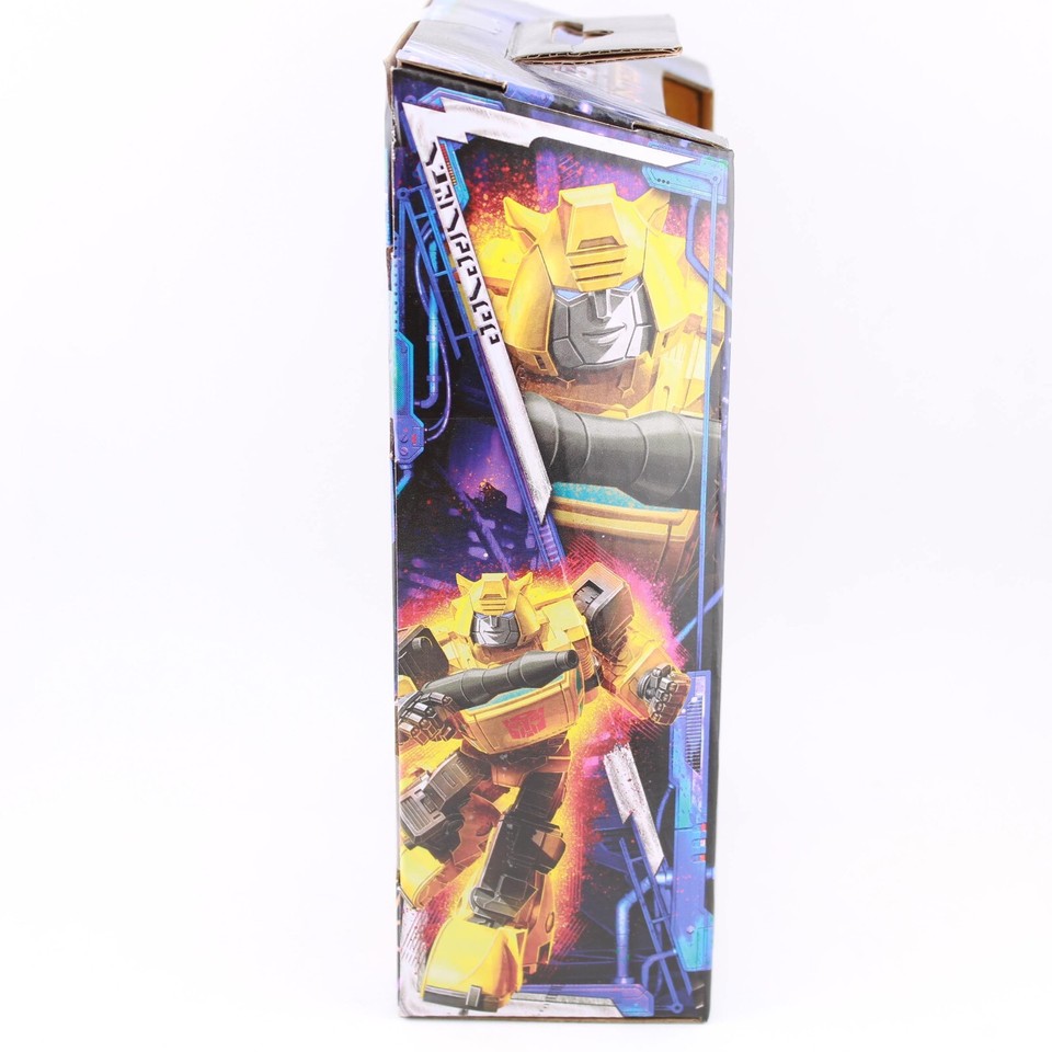 Transformers Generations Legacy United Deluxe - Origin Bumblebee ...