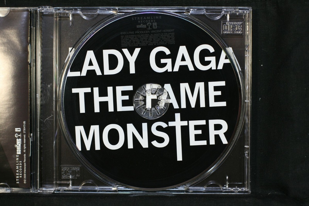 Lady Gaga The Fame Monster Offisielt Albumomslag Lady Gaga The Fame