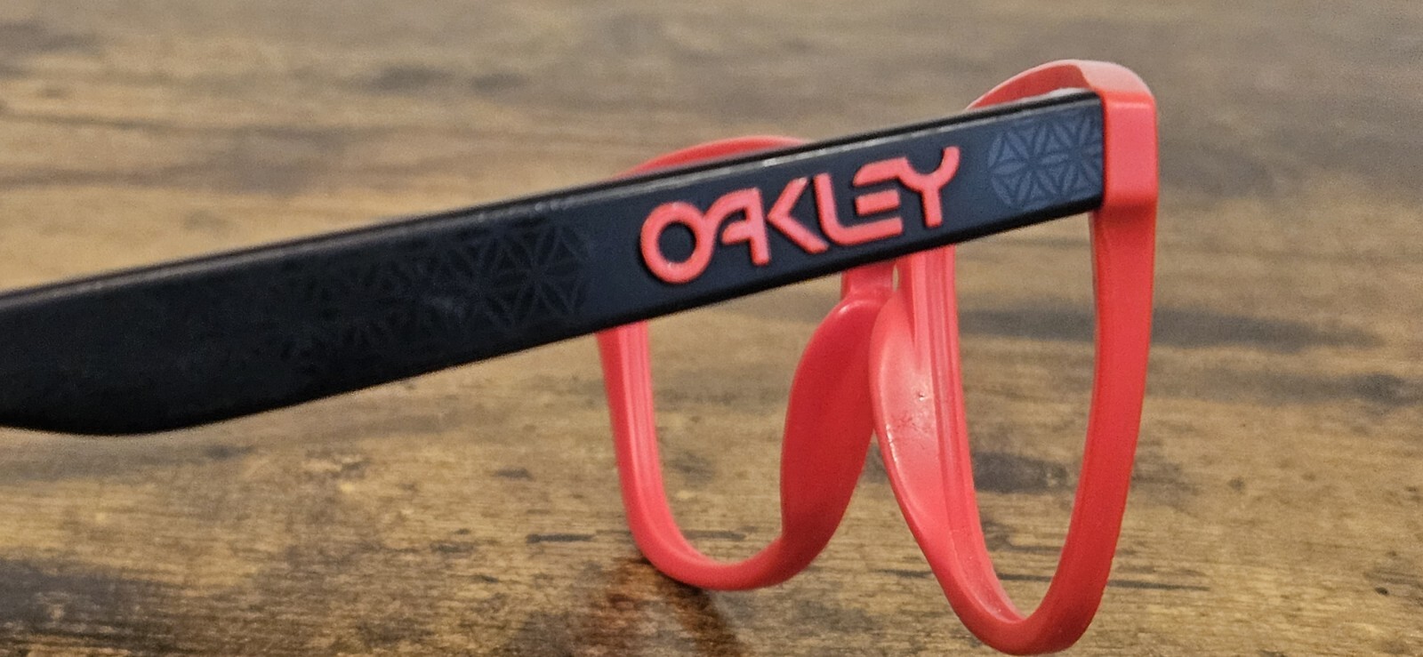 Rare Oakley Shohei Ohtani Frogskins Sunglasses Frame - Gem