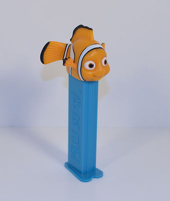 4.5" Nemo Pez Candy Disoenser Clown Fish Pixar Finding Nemo Action ...