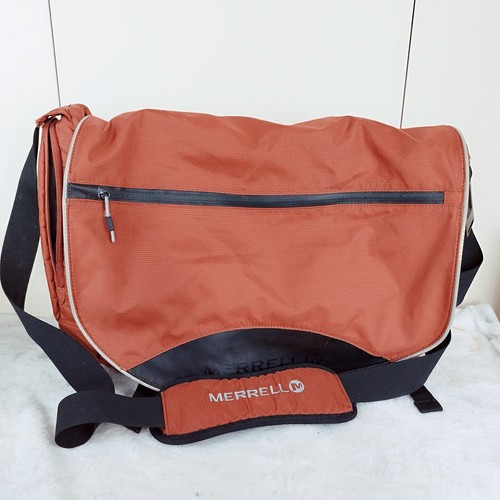 Merrell Messenger Bag Adjustable Strap Travel Commuter Work Laptop ...