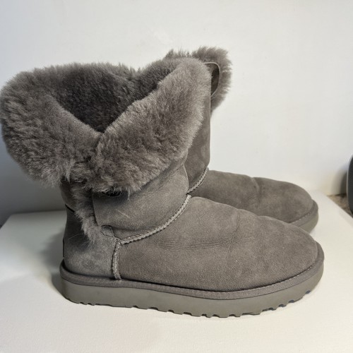 UGG WOMEN BAILEY BUTTON II - 1016226 GREY - SIZE US 9 | eBay