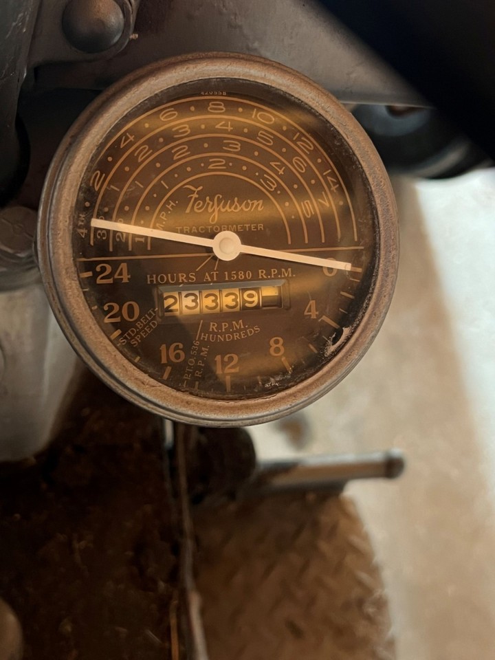 1951 Ferguson TO20 Farm tractor ( Ford 8N ) w/Wagner Loader 5 ft bucket ...