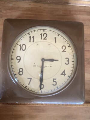 Self Winding Clock Co New York Wall Clock 19 Inches Square with ...