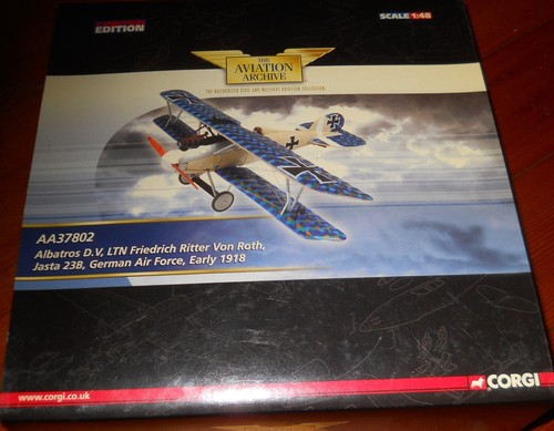 Corgi Albatros D.V AA37802 - LTN Friedrich Ritter Von Roth | eBay
