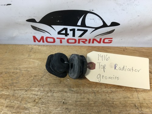 2014 Audi RS7 Front Radiator Upper Rubber Grommet Bushings L/R A7 S7 C7 ...