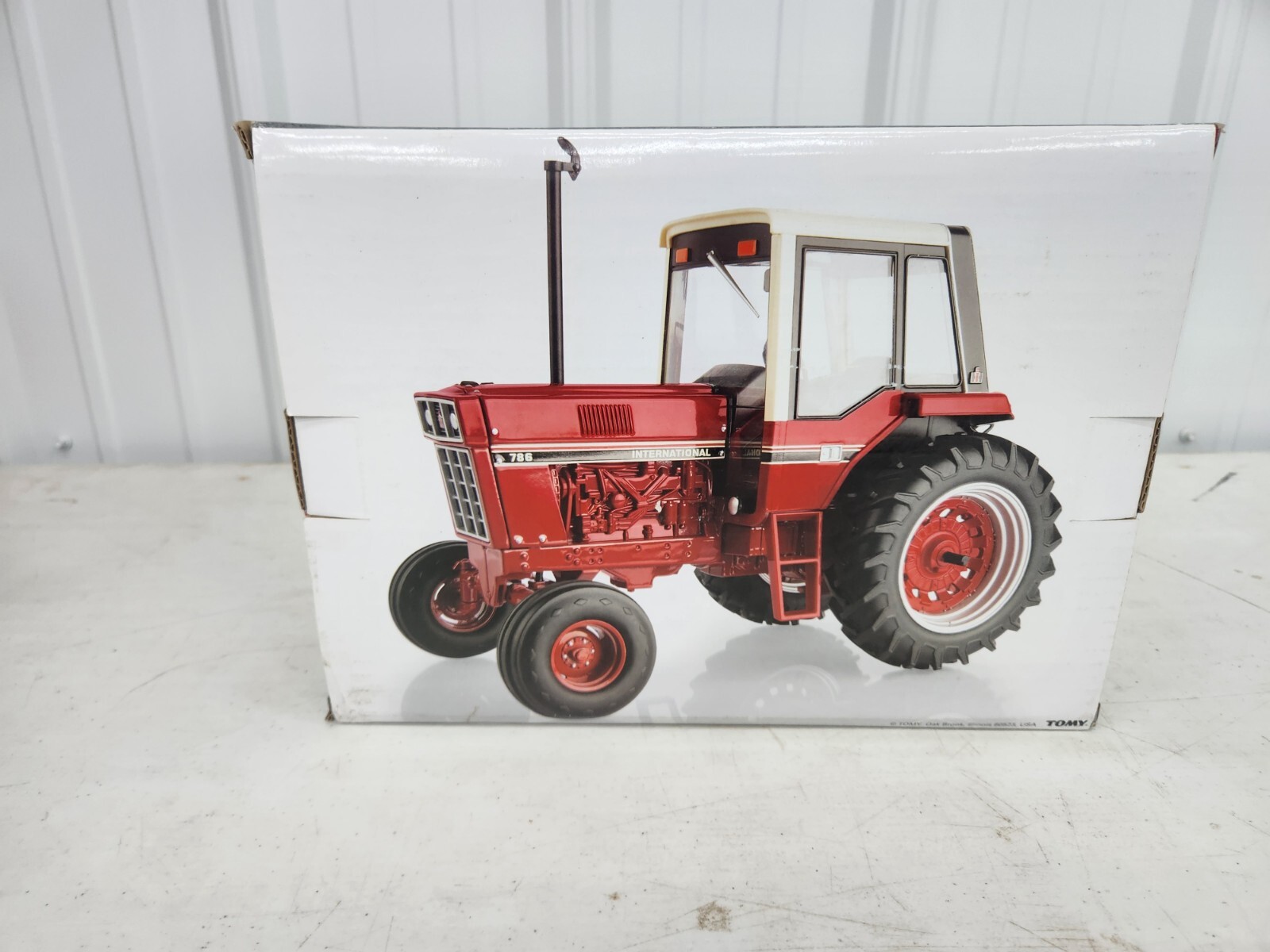 1/16 Ertl International 786 Toy Tractor In Box Case IH Farmall | eBay