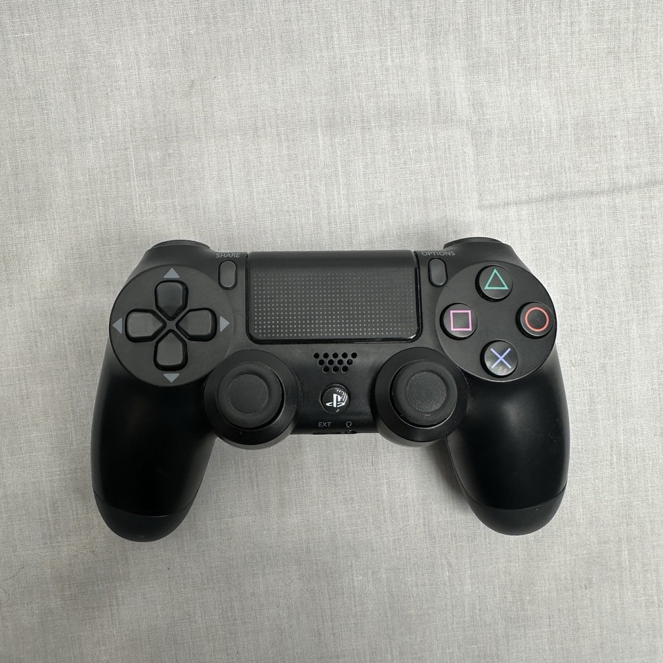 Sony PlayStation 4 Pro Model CUH-7015B 1TB Black Bundle With Controller ...